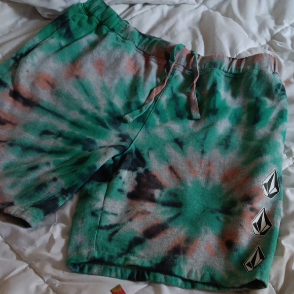 Volcom | Shorts | Volcom Green And Pink Tiedye Shorts | Poshmark